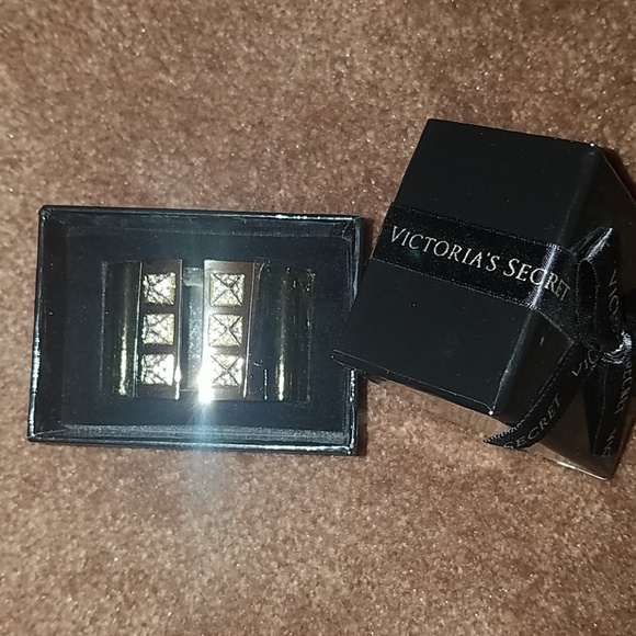 Victoria's Secret | Jewelry | Nwt Victorias Secret Gold Cuff | Poshmark